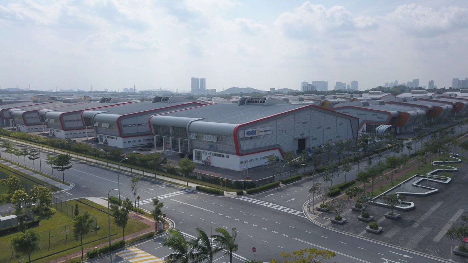 GKN Aerospace celebrates grand opening of aero-engine parts repair ...