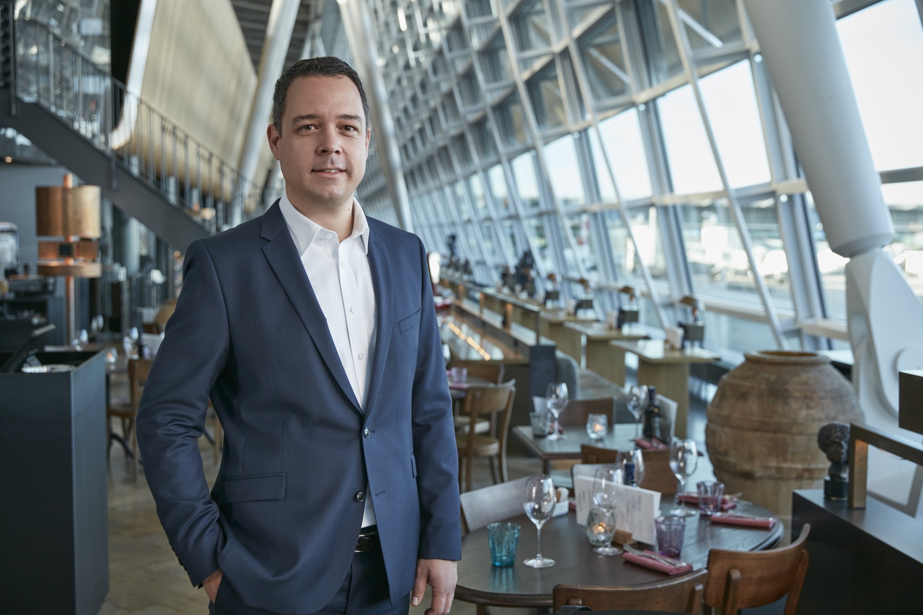 Lukas Brosi becomes head of Zürich Airport - AviTrader Aviation News