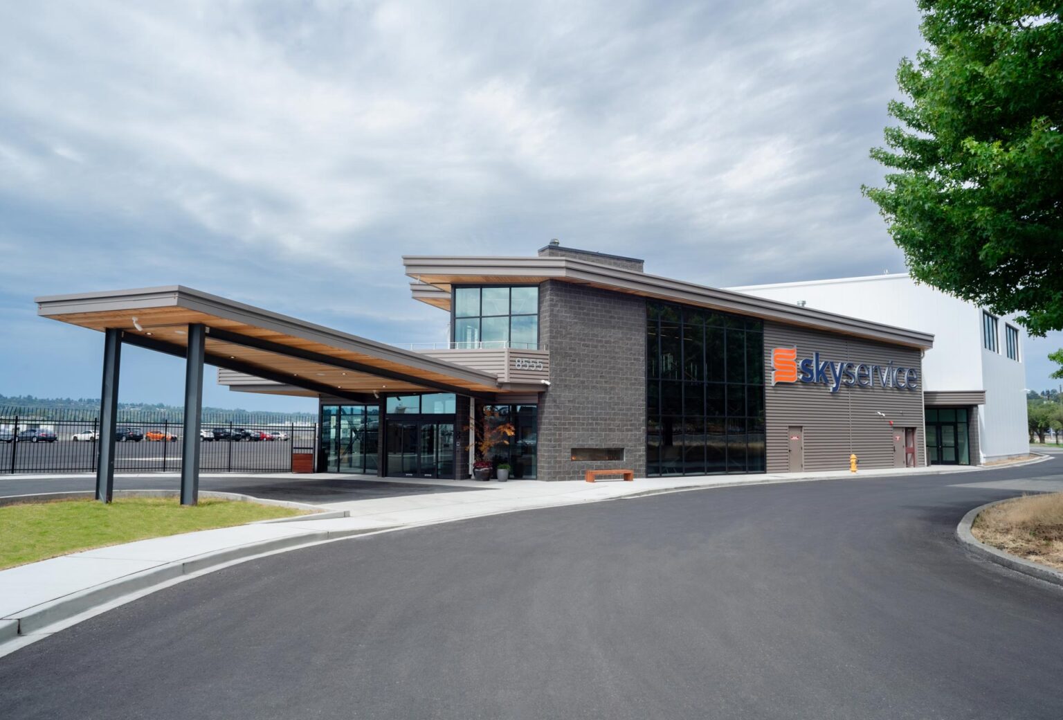 Skyservice opens new Seattle business jet centre