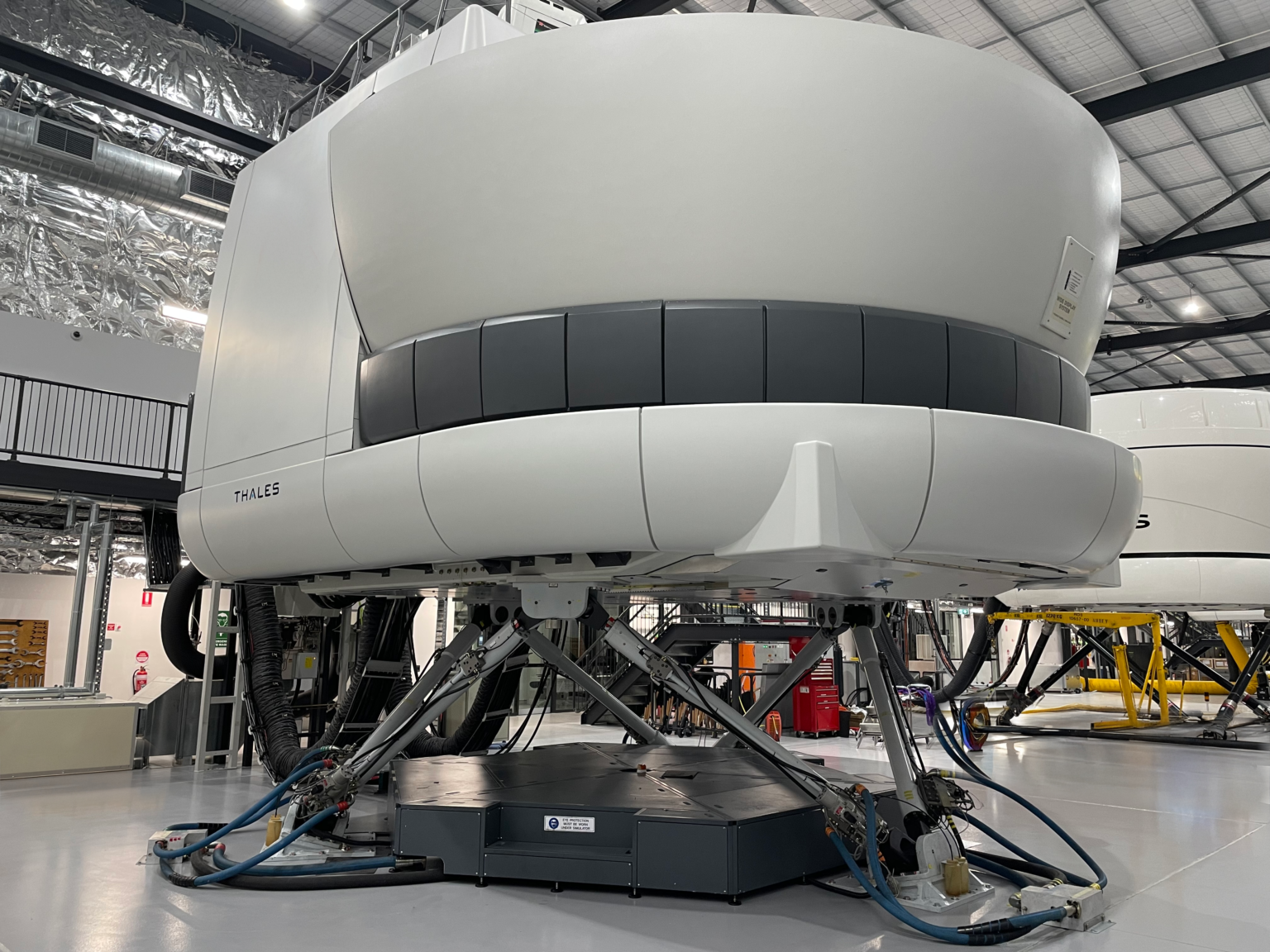 Pan Am Flight Academy acquires Boeing 767-300ER simulator