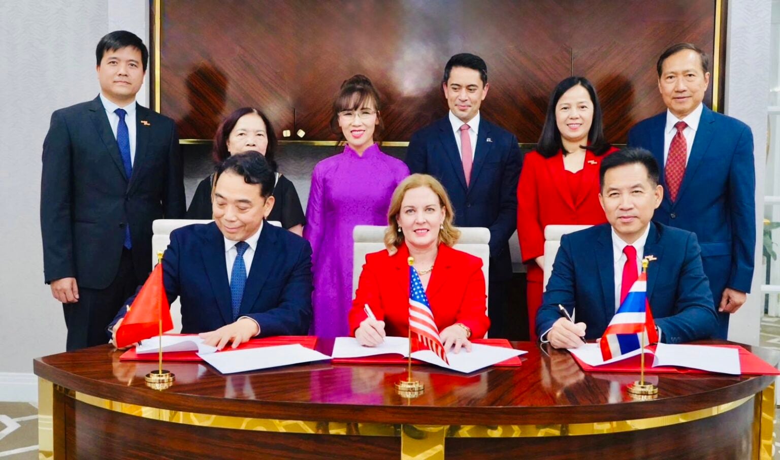 Vietjet transfers 50 Boeing aircraft