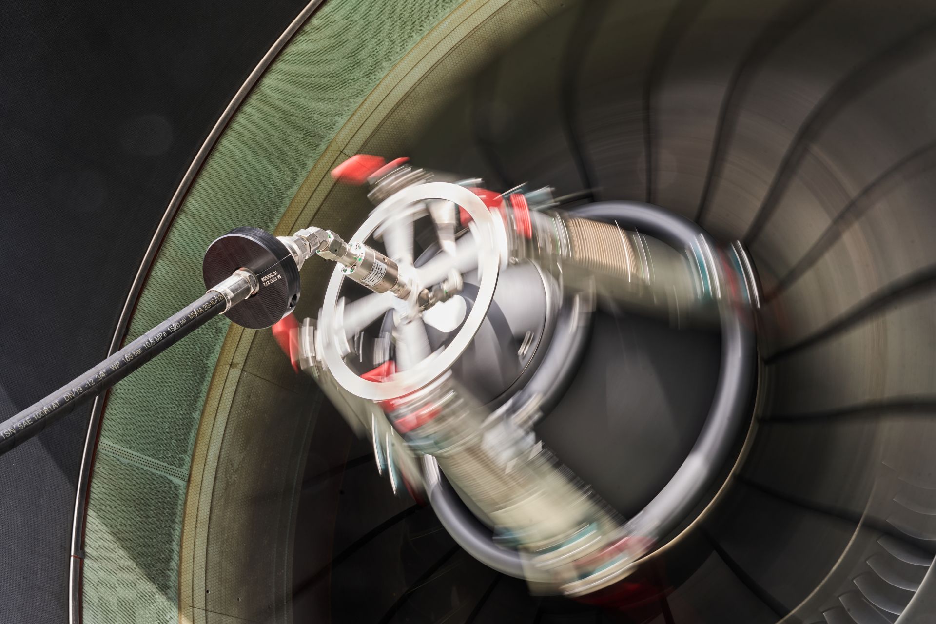 LHT and ACC Columbia Jet launch Cyclean Engine Wash service - AviTrader ...