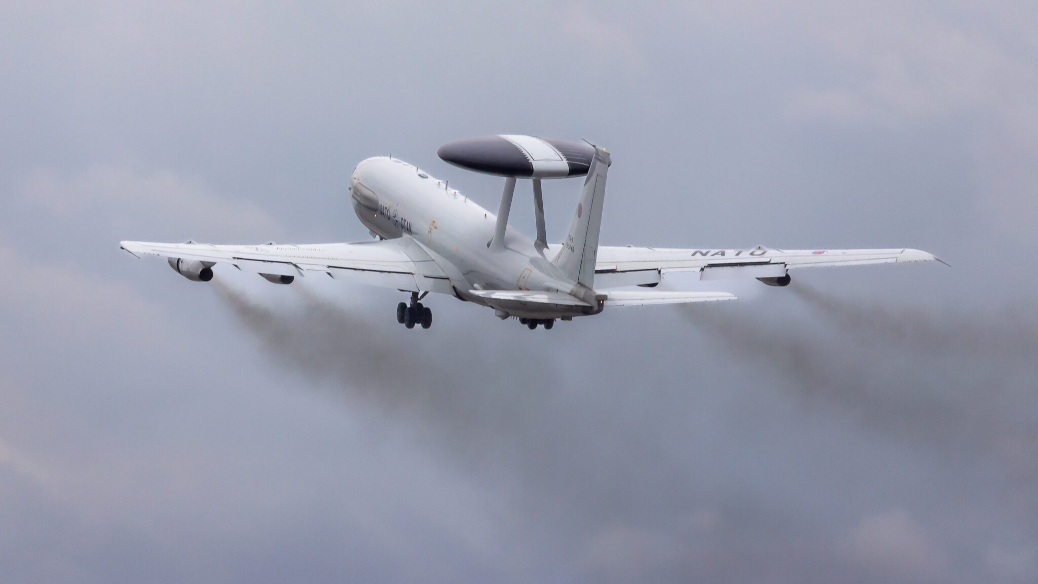 AFI KLM E&M to support French AWACS fleet